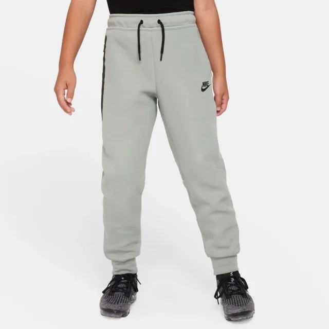 Nike Tech Fleece - Green | FD3287-330 | FOOTY.COM