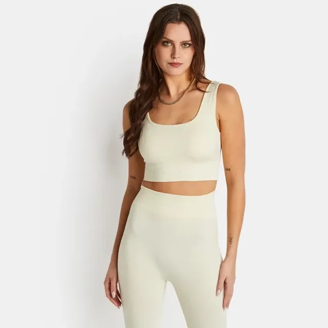 Peach Fit Maddie Seamless Women Jackets - Beige | MADDIE PISTCH | FOOTY.COM