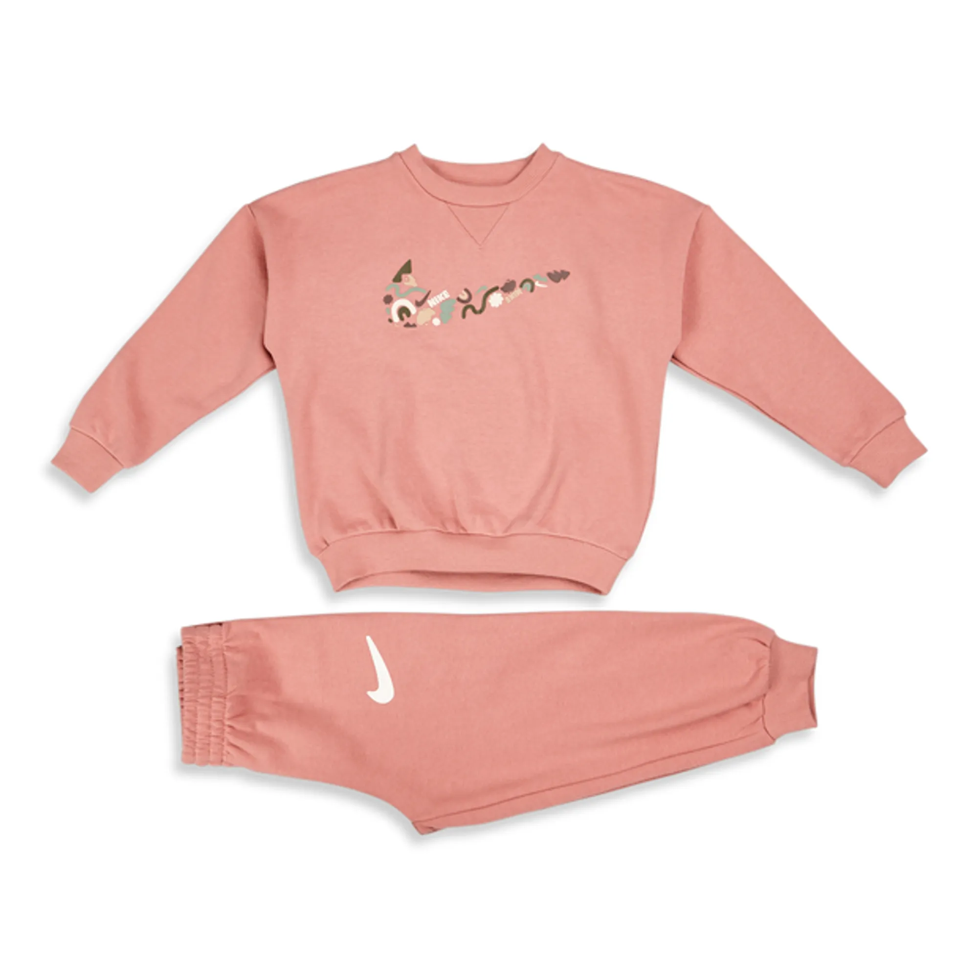 Nike Gfx - Red | 86L117-R3T | FOOTY.COM