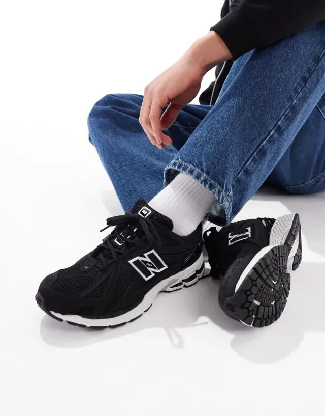 Sneakers New Balance 1906R Jet Black/ White Eur 42 | M1906RFB | FOOTY.COM
