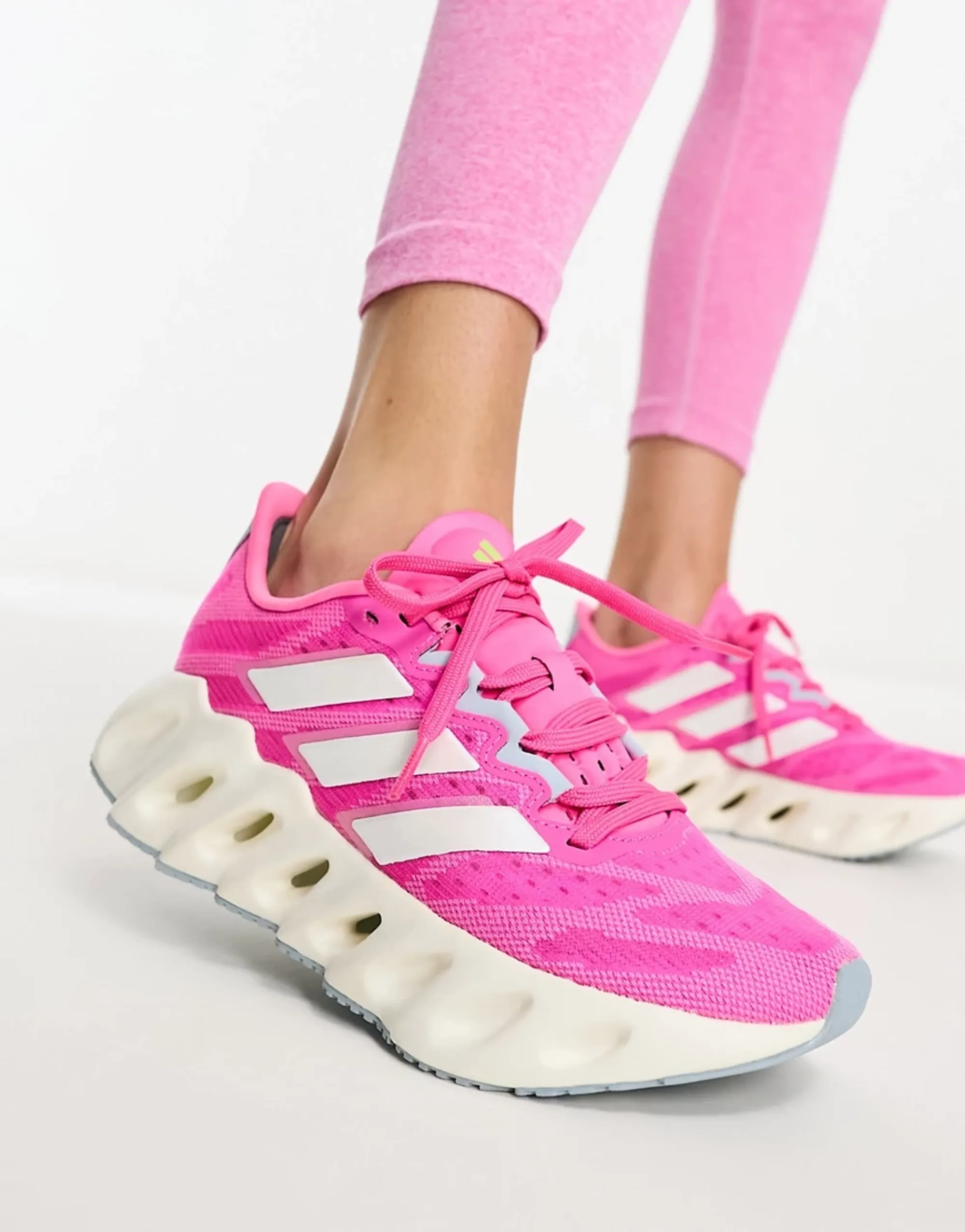Adidas Originals 4D Running Trainers In Pink | ID1785 | FOOTY.COM