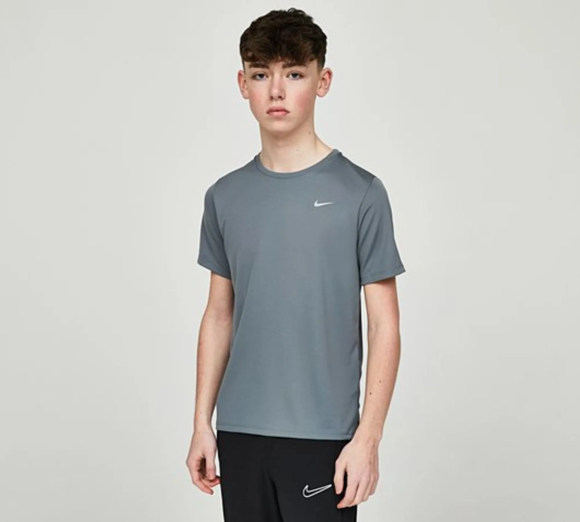 Nike Junior Dri-FIT Miler T-Shirt - Grey - Size XL/B - Grey | FD0237 ...