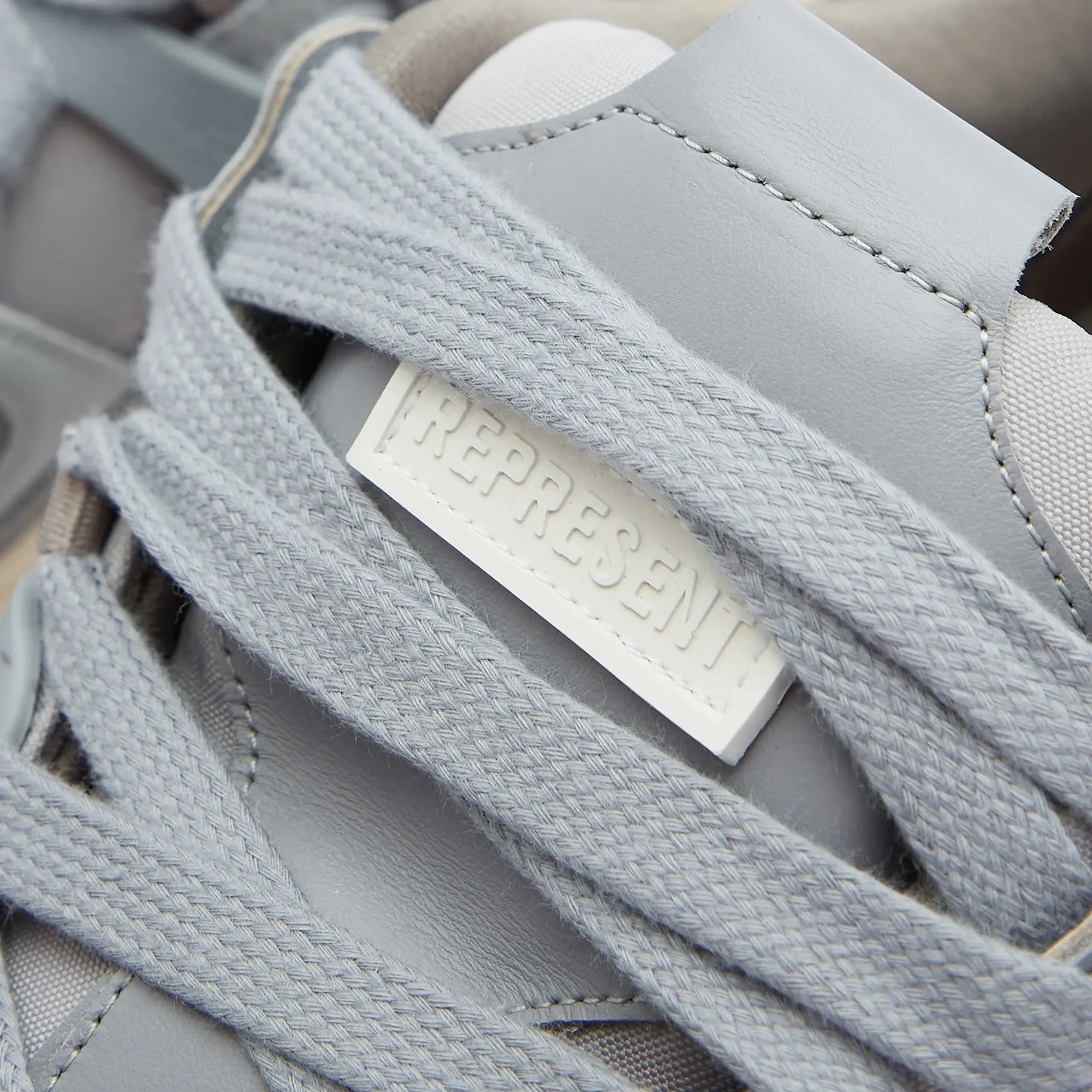 Represent Men's Bully Sneaker Grey Off White | M12068-339 | FOOTY.COM