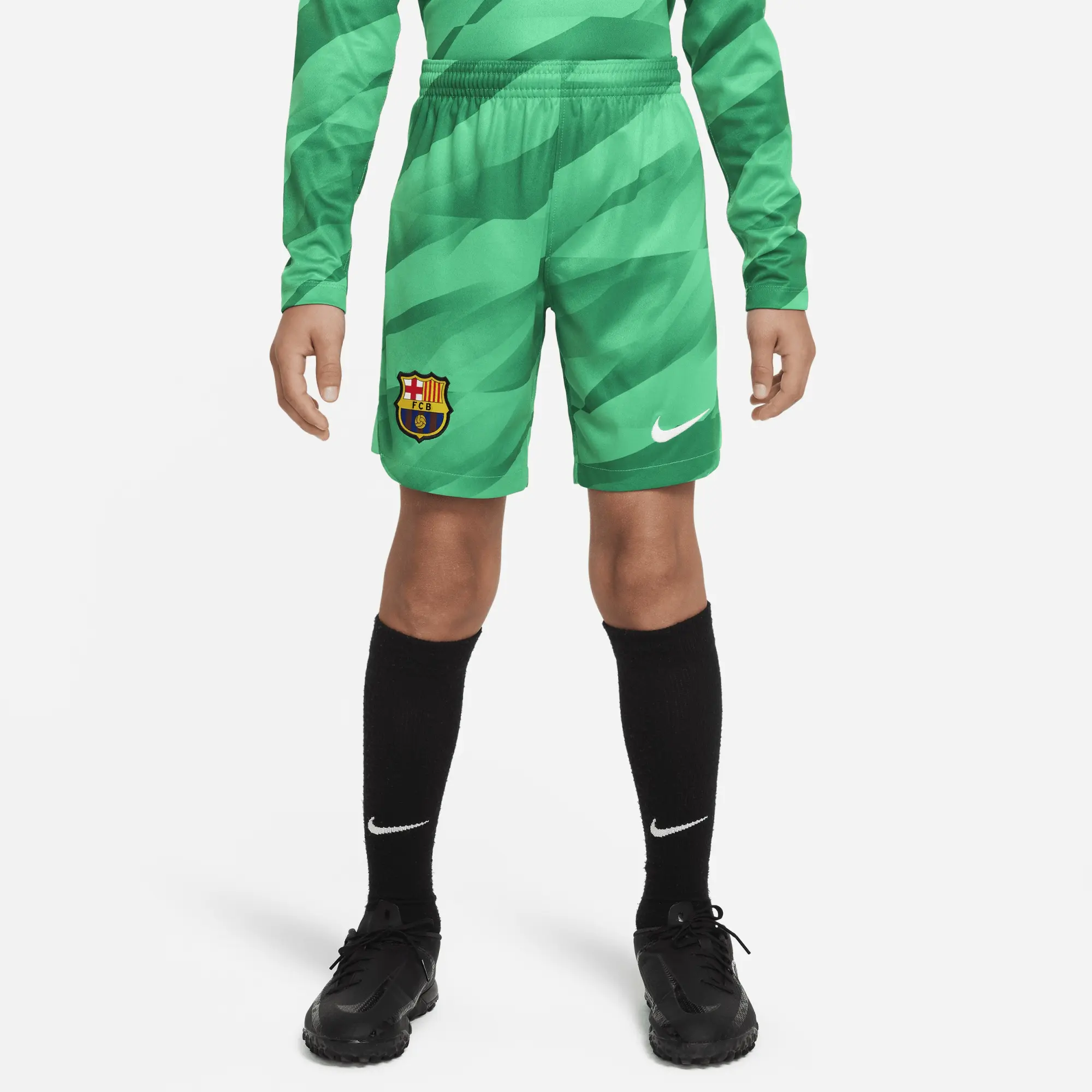 F.C. Barcelona 2023/24 Stadium Goalkeeper Older Kids' Nike Dri-FIT Football Shorts - Green ...