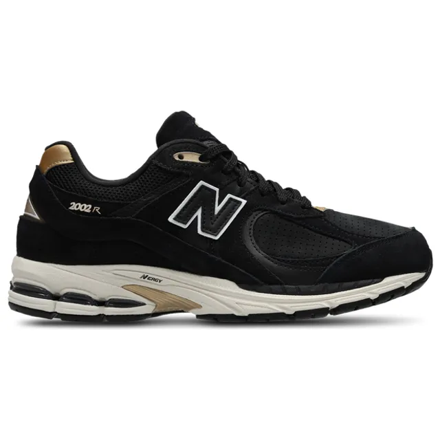 New Balance 2002r - Black | M2002RFX | FOOTY.COM