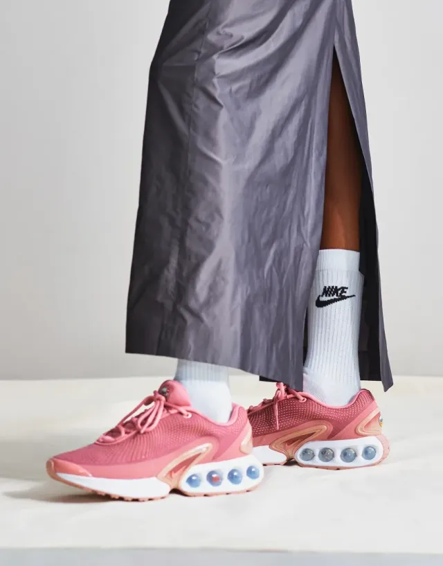 Nike Air Max Women Shoes - Red | FJ3145-600 | FOOTY.COM