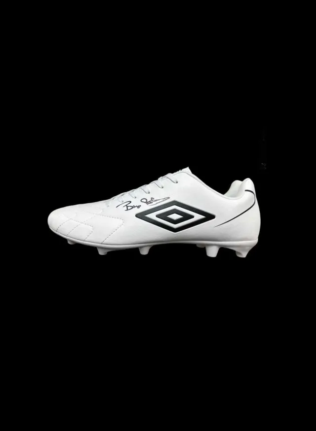 Bryan Robson Signed Umbro Football Boot With Frame | Football ...
