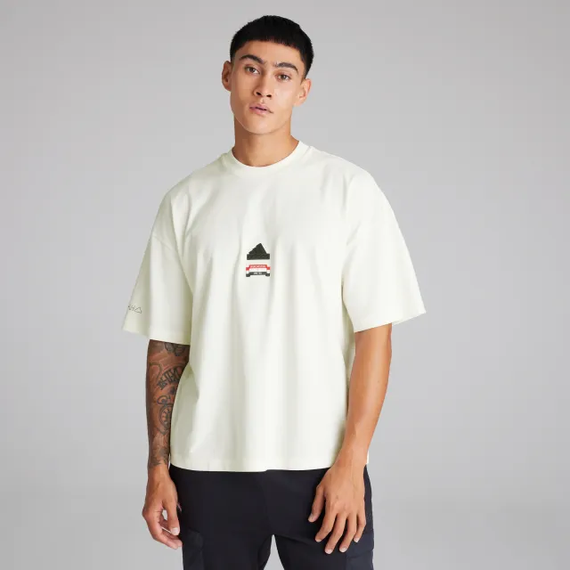 Manchester United x adidas Mens City Escape T-Shirt Off White | JE3956 ...