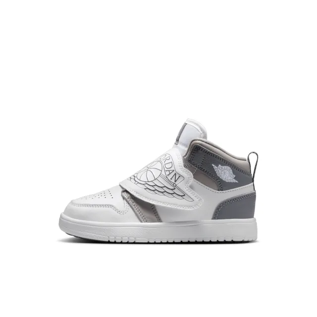 Nike Jordan Nike Sky Jordan 1 Younger Kids' Shoe - Grey | BQ7197-011 ...