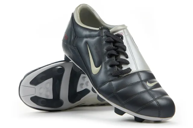 2004 Nike Total 90 III VT Football Boots | 306234-011 | FOOTY.COM