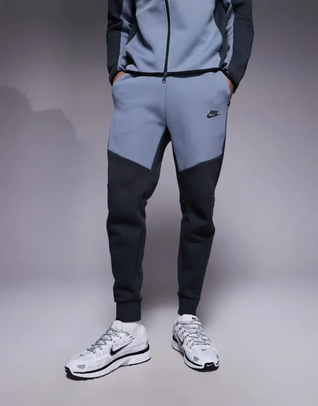 Nike Tech Fleece Men Pants - Grey | HV0959-061 | FOOTY.COM
